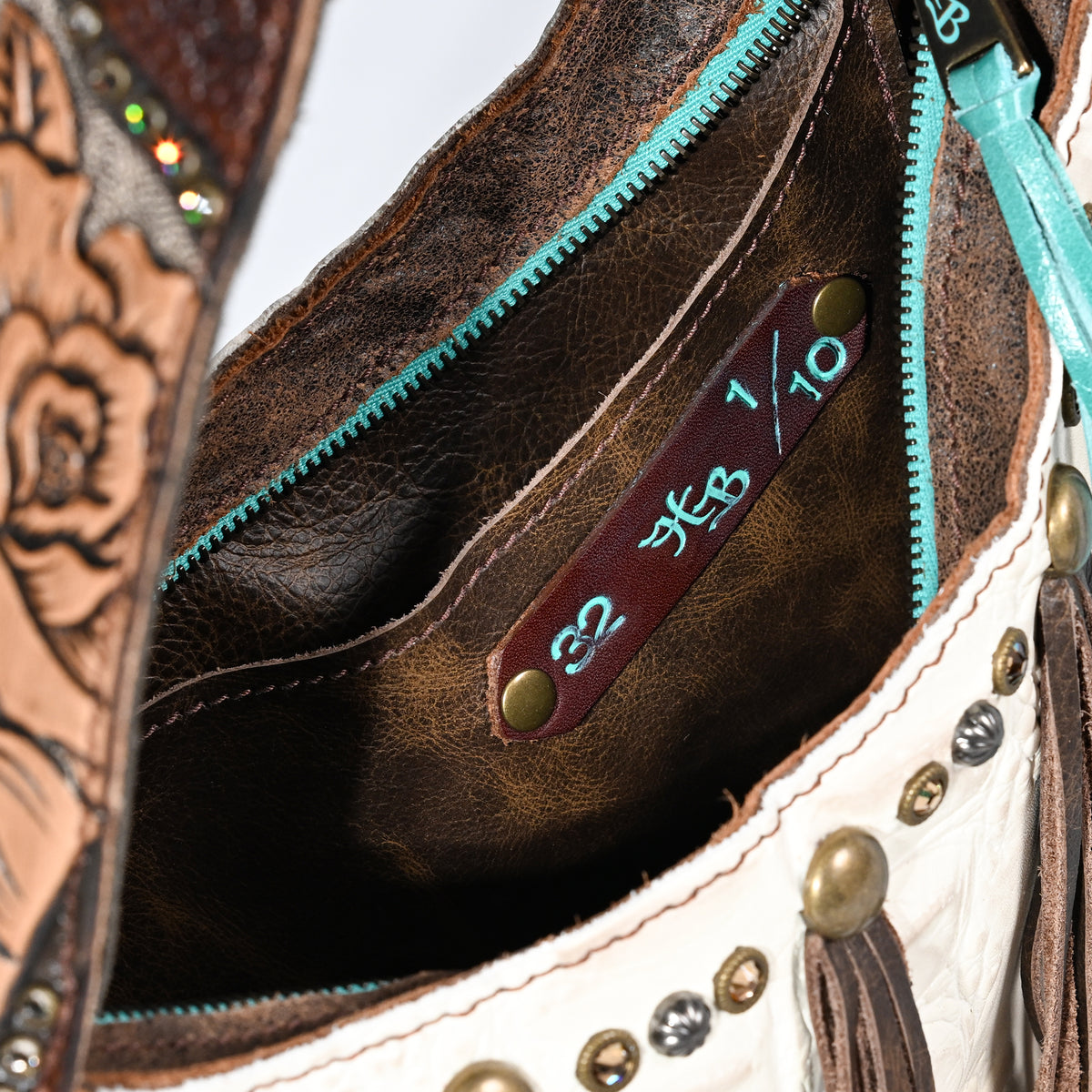 Artona - Look #32 – Heritage Brand